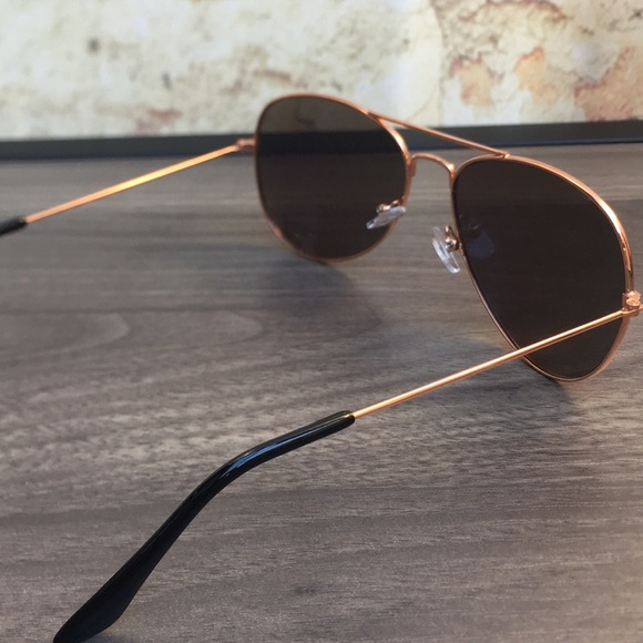 Accessories | New Unisex Rose Gold Wire Frame Aviator Sunglasses | Poshmark
